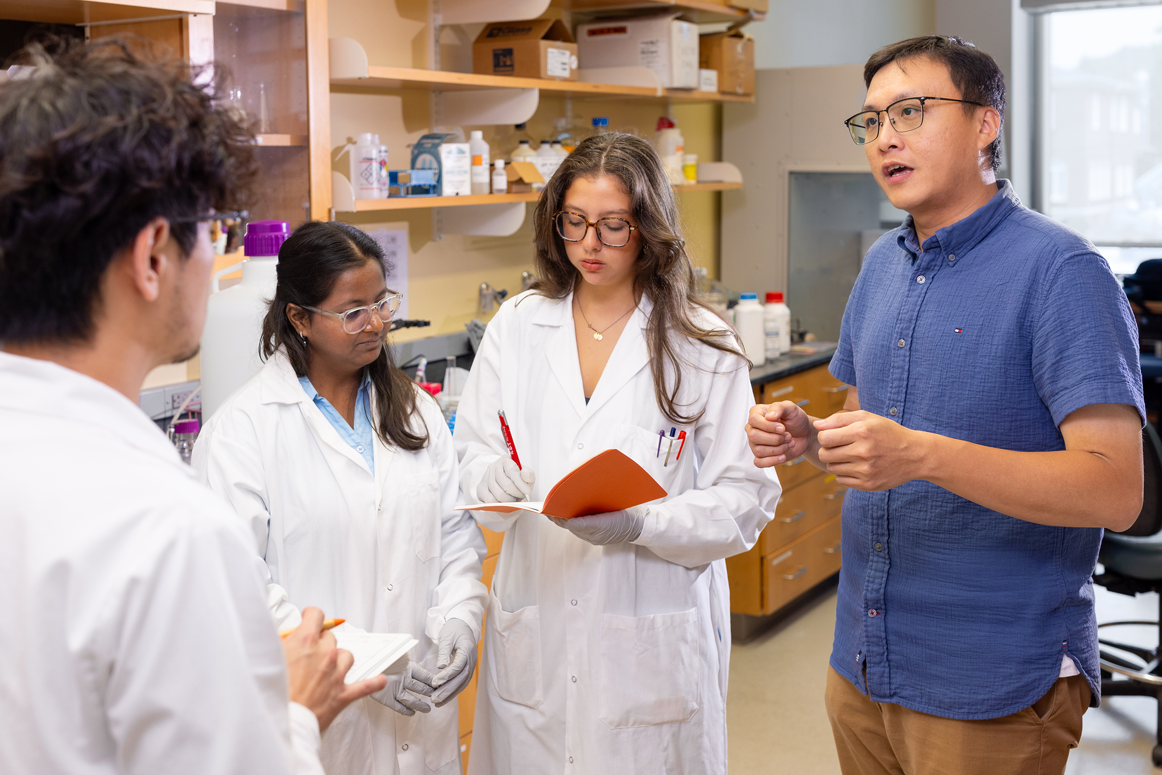 A Summer of Scholarly Pursuits - Syracuse University